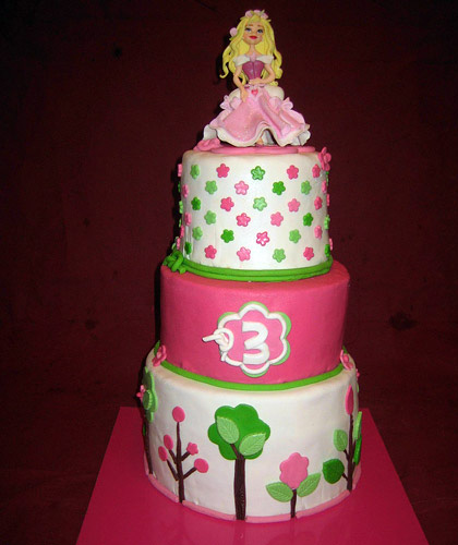 Torta barbika | torta na poklon | online narucivanje poklona